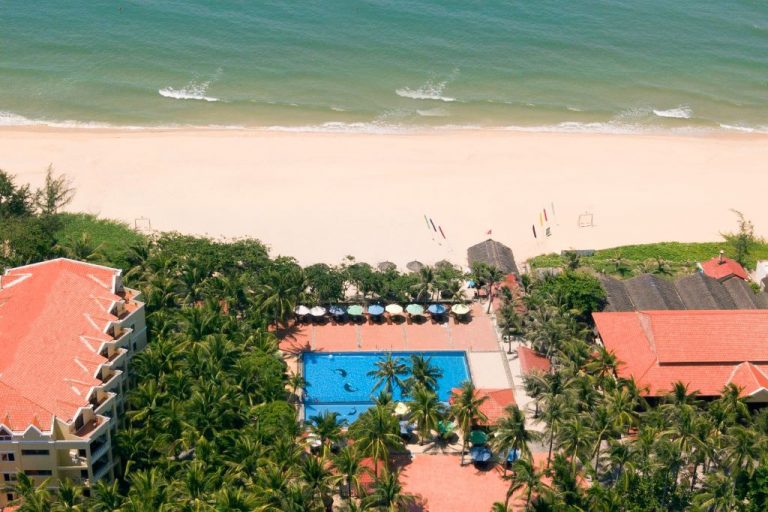 Radisson Resort Mũi Né Giá tốt nhất 2026 - Eholiday.vn